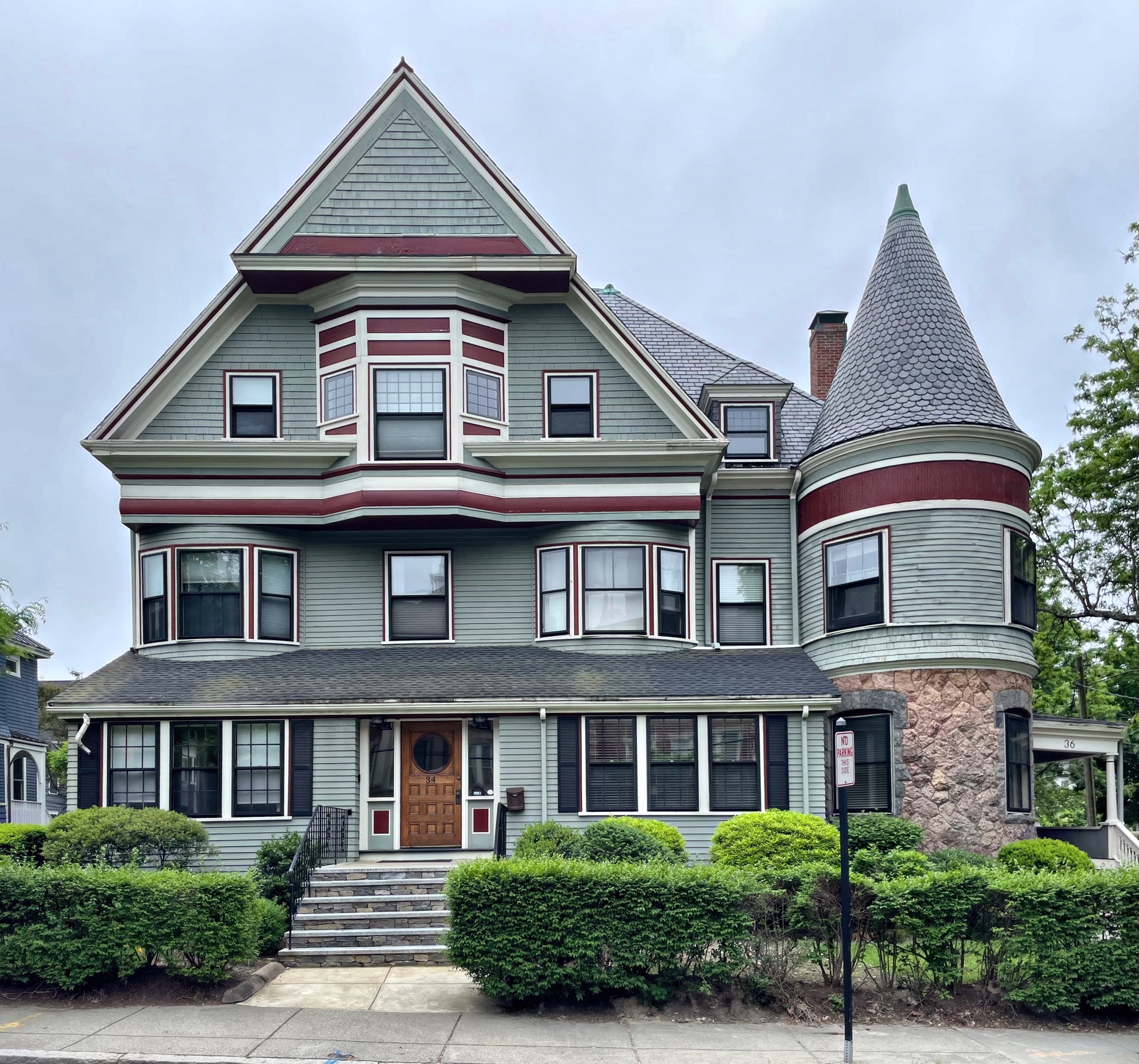 William Potter Rental House // 1889 – Buildings of New England