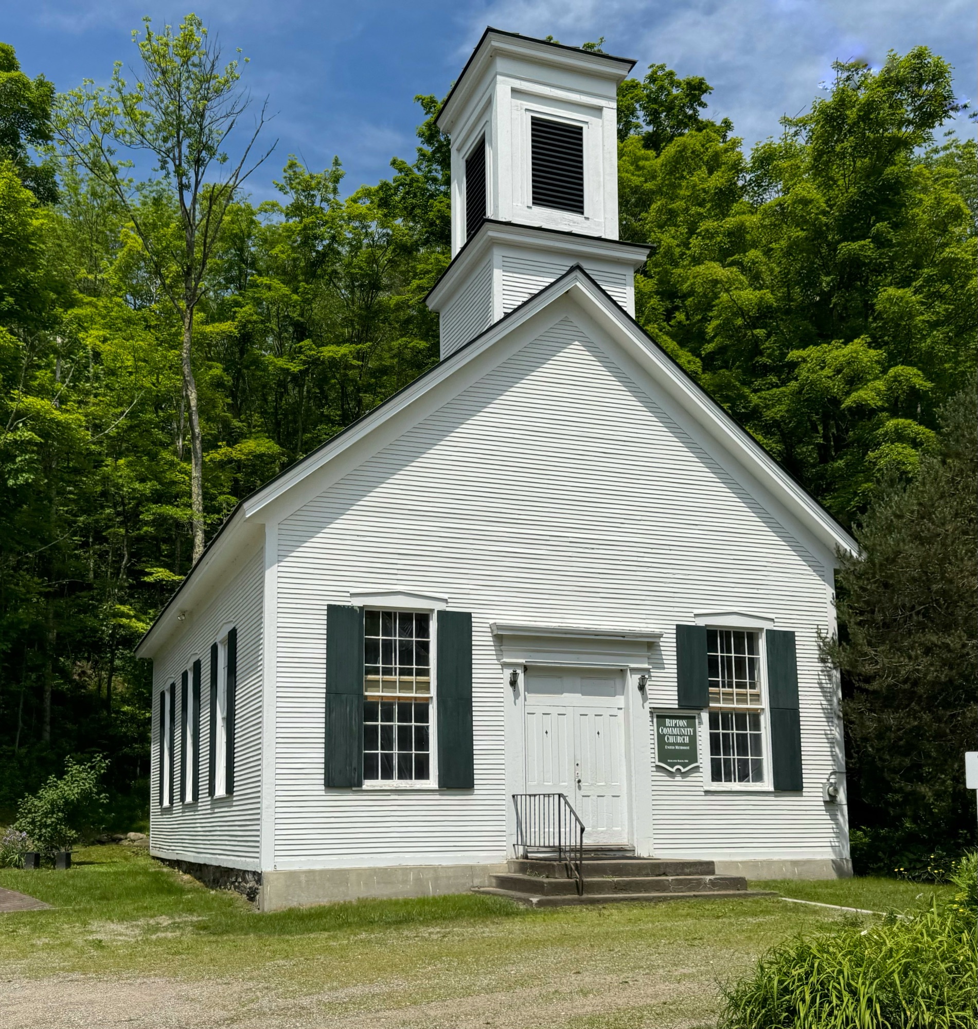 Ripton Community Church // 1864 – Buildings of New England