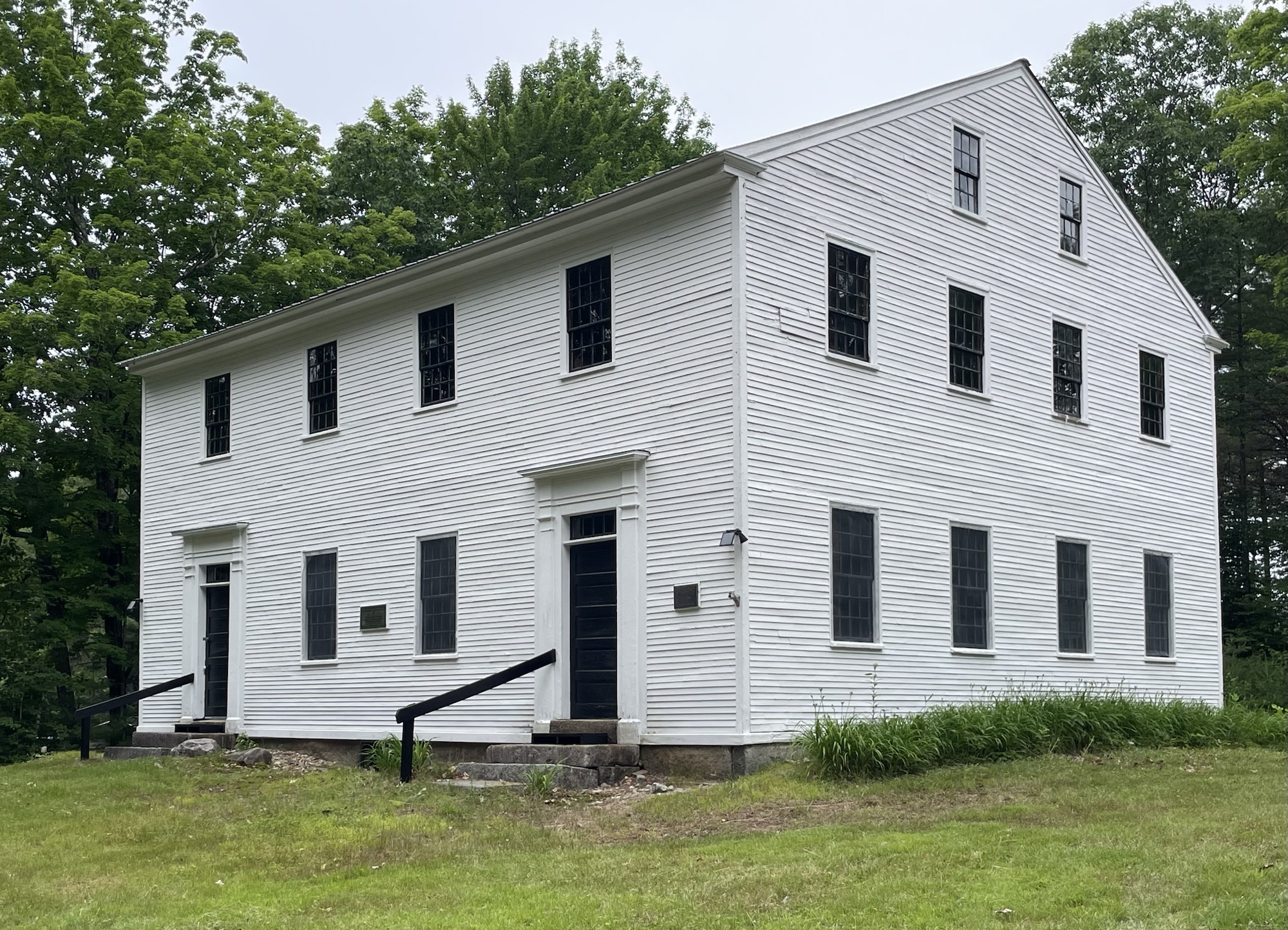 Old Porter Meetinghouse // 1818 – Buildings of New England