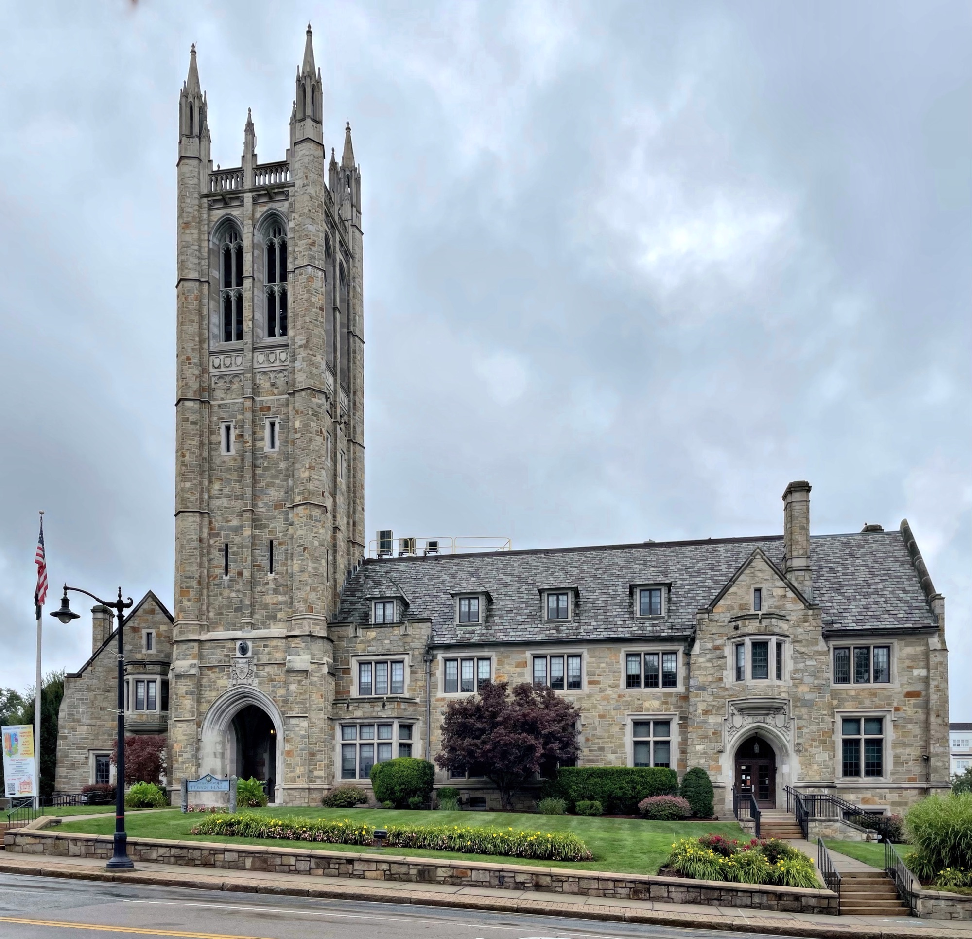 Norwood Town Hall // 1928 – Buildings of New England