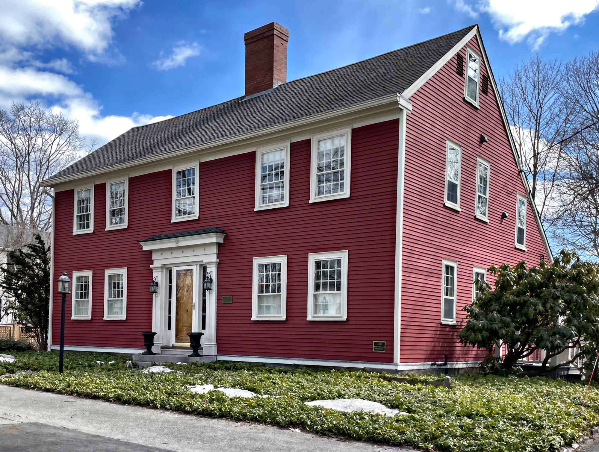 Moses Howard House // c.1794 – Buildings of New England