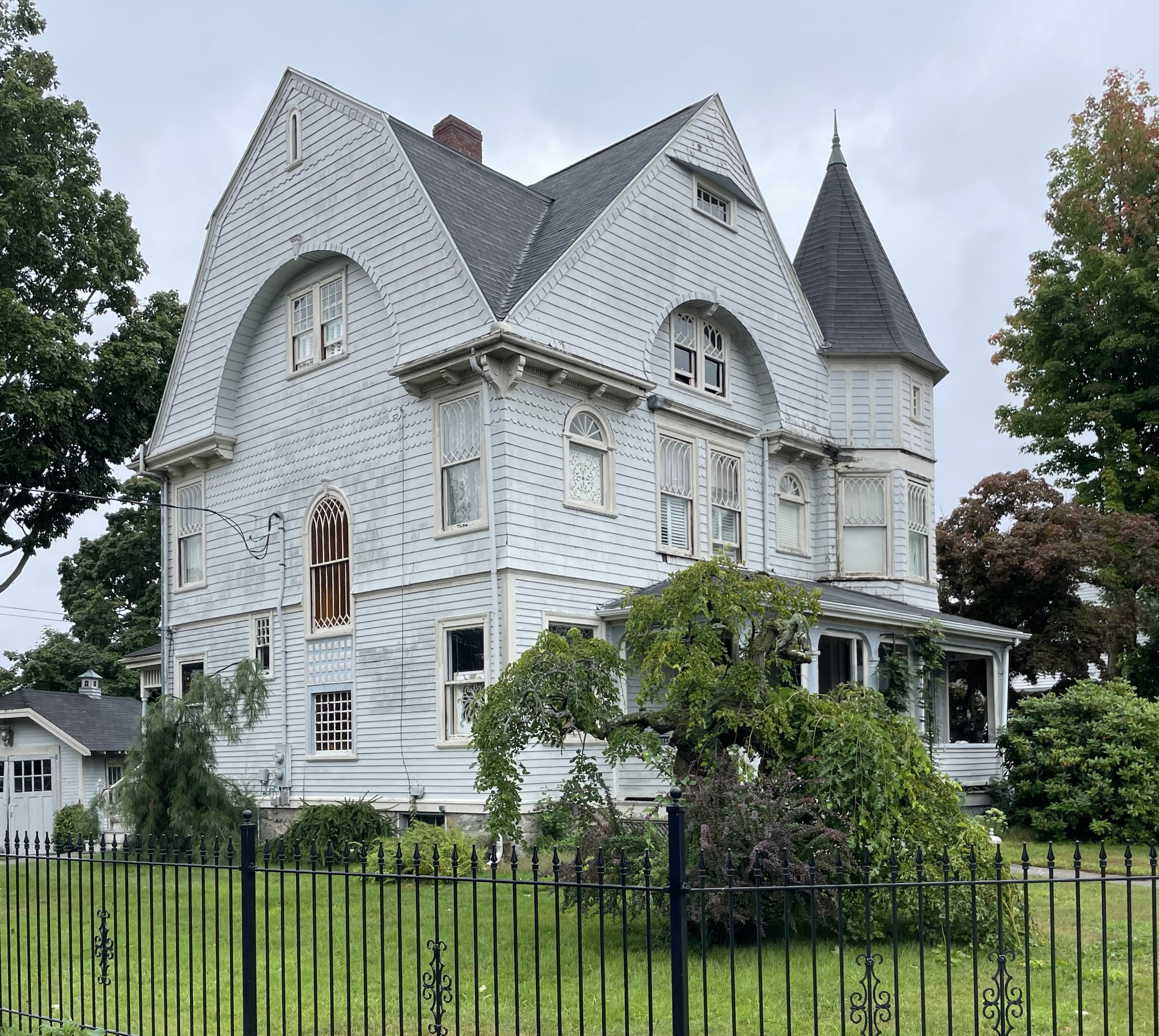 William Dexter House // 1899 – Buildings of New England