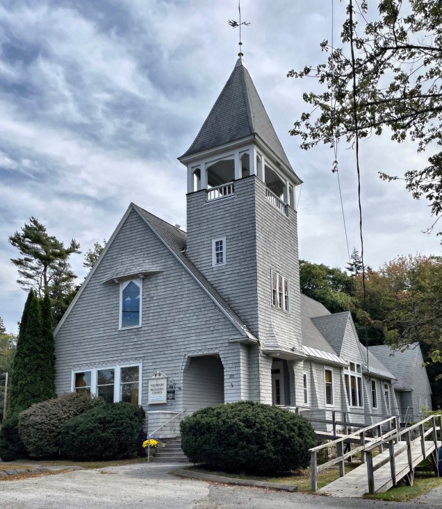 Maine chapel – Buildings of New England