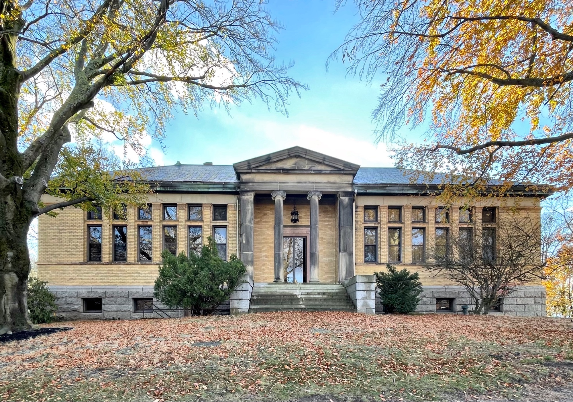 Hills Library – Andover Newton Theological School // 1895 – Buildings ...
