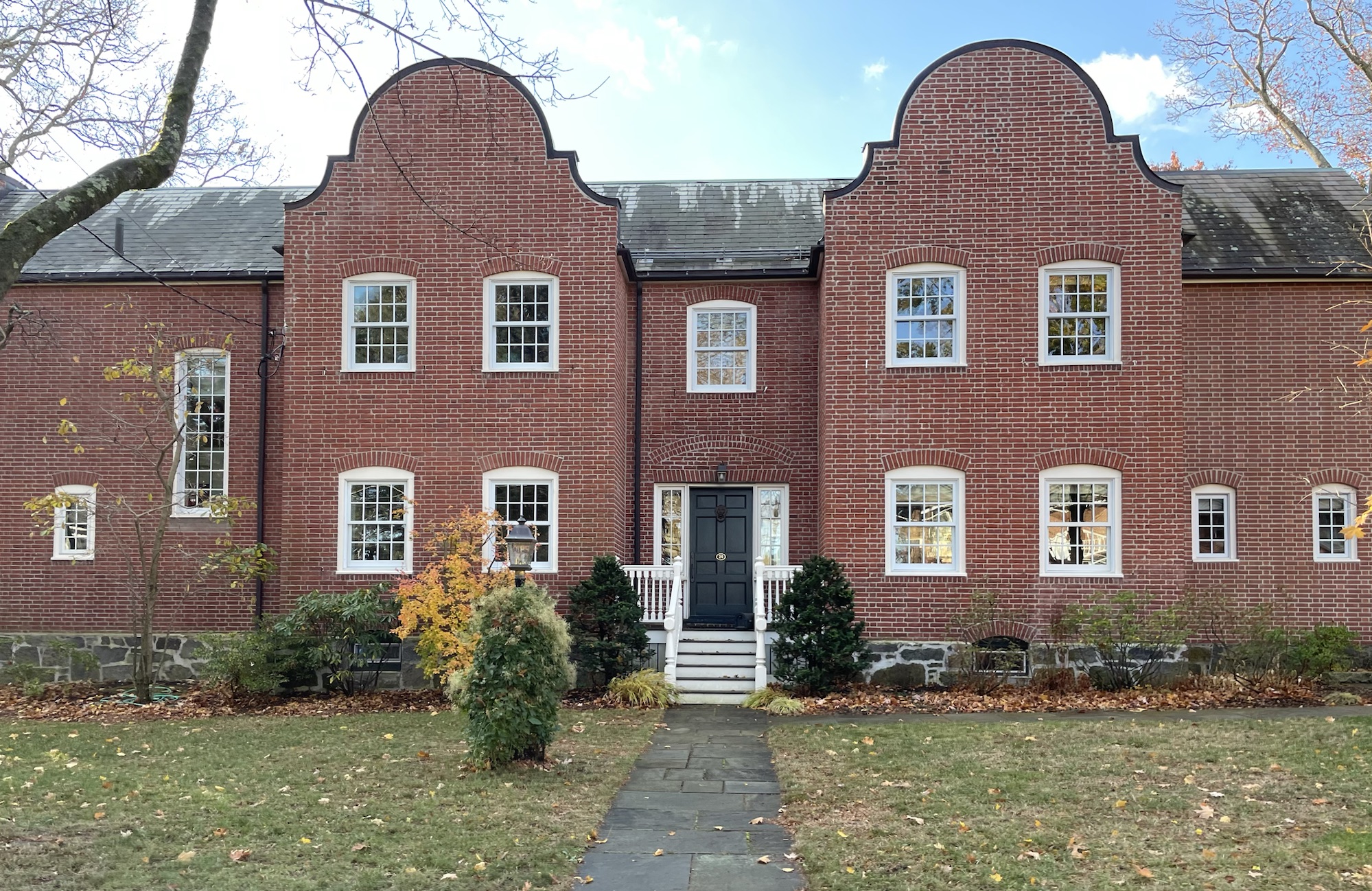 Chester-Rowley House // 1897 – Buildings of New England