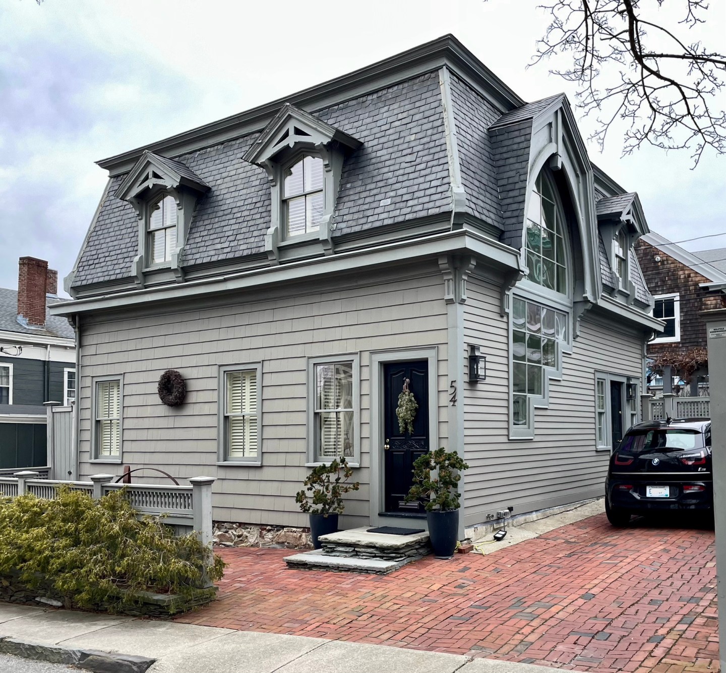 Mini Mansard – Buildings of New England