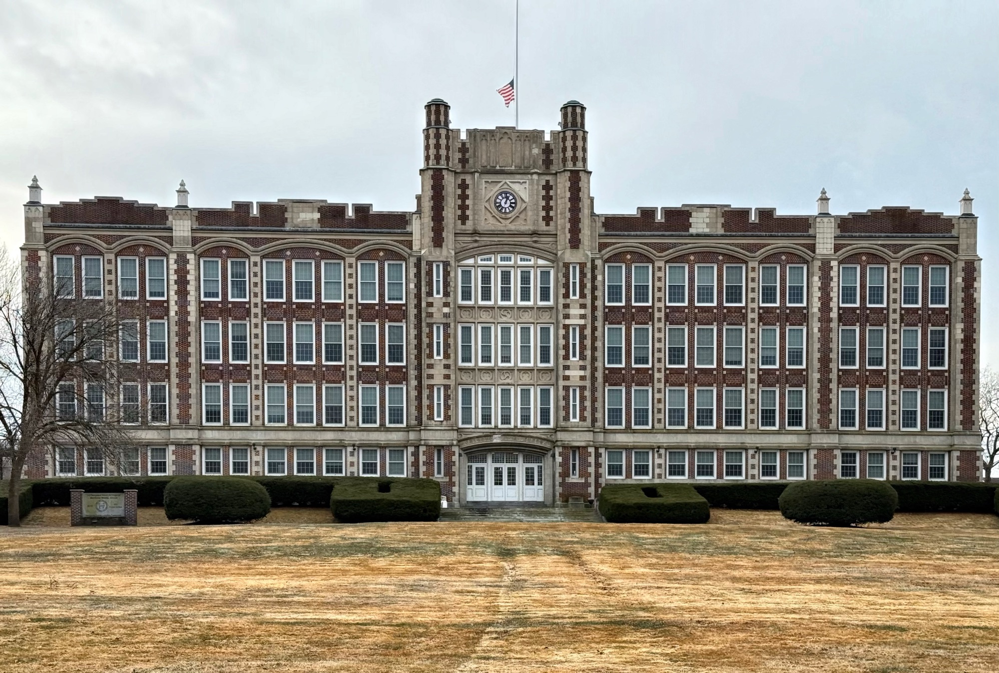 Old Chicopee High School // 1917 – Buildings of New England
