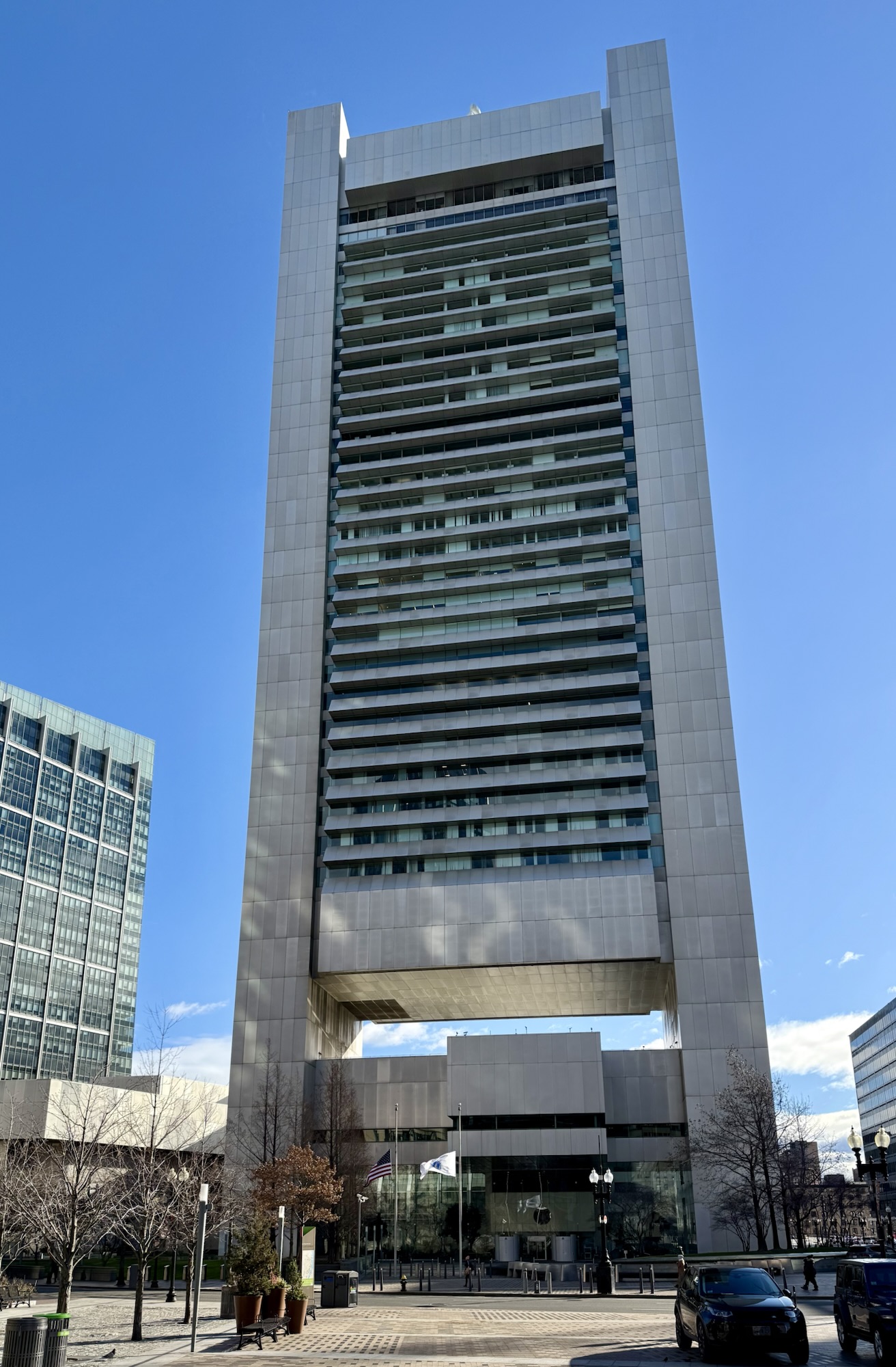 Federal Reserve Bank of Boston // 1972 – Buildings of New England