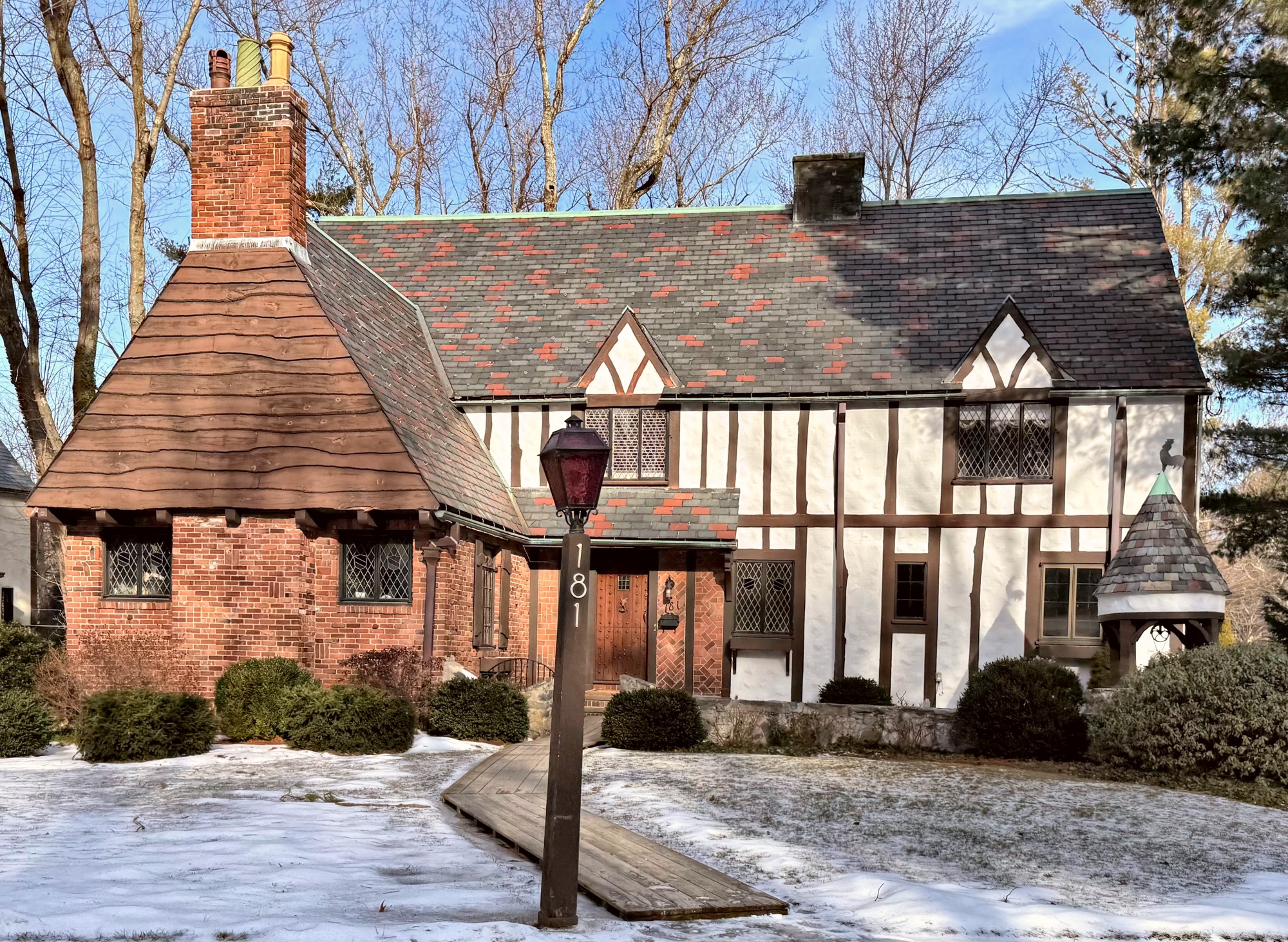 Arthur B. Bernard House // 1928 – Buildings of New England
