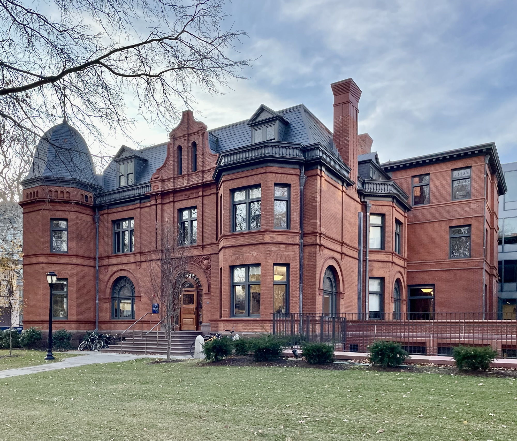 Charles H. Farnam Mansion // 1884 – Buildings of New England