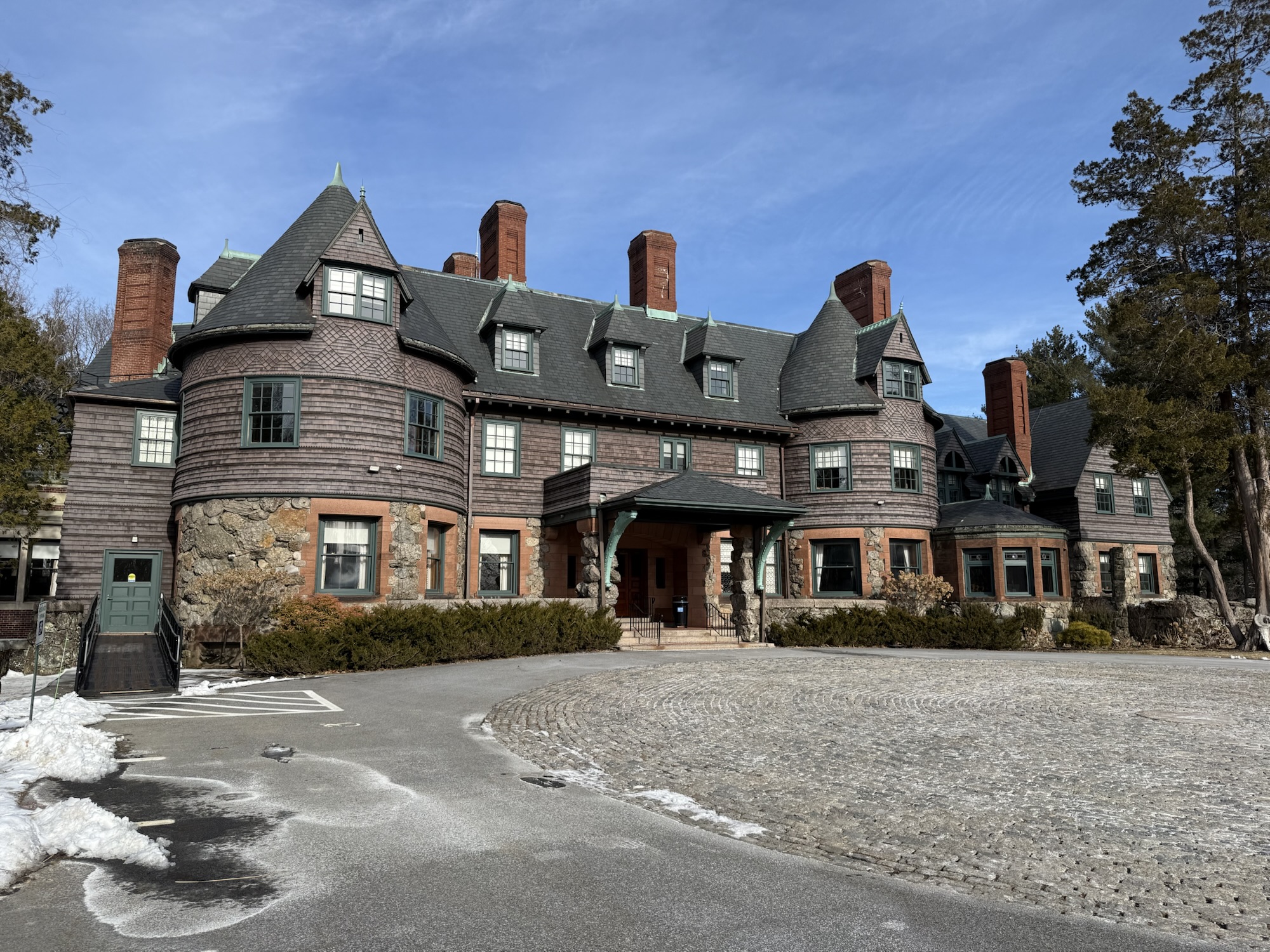 Roughwood // 1891 – Buildings of New England