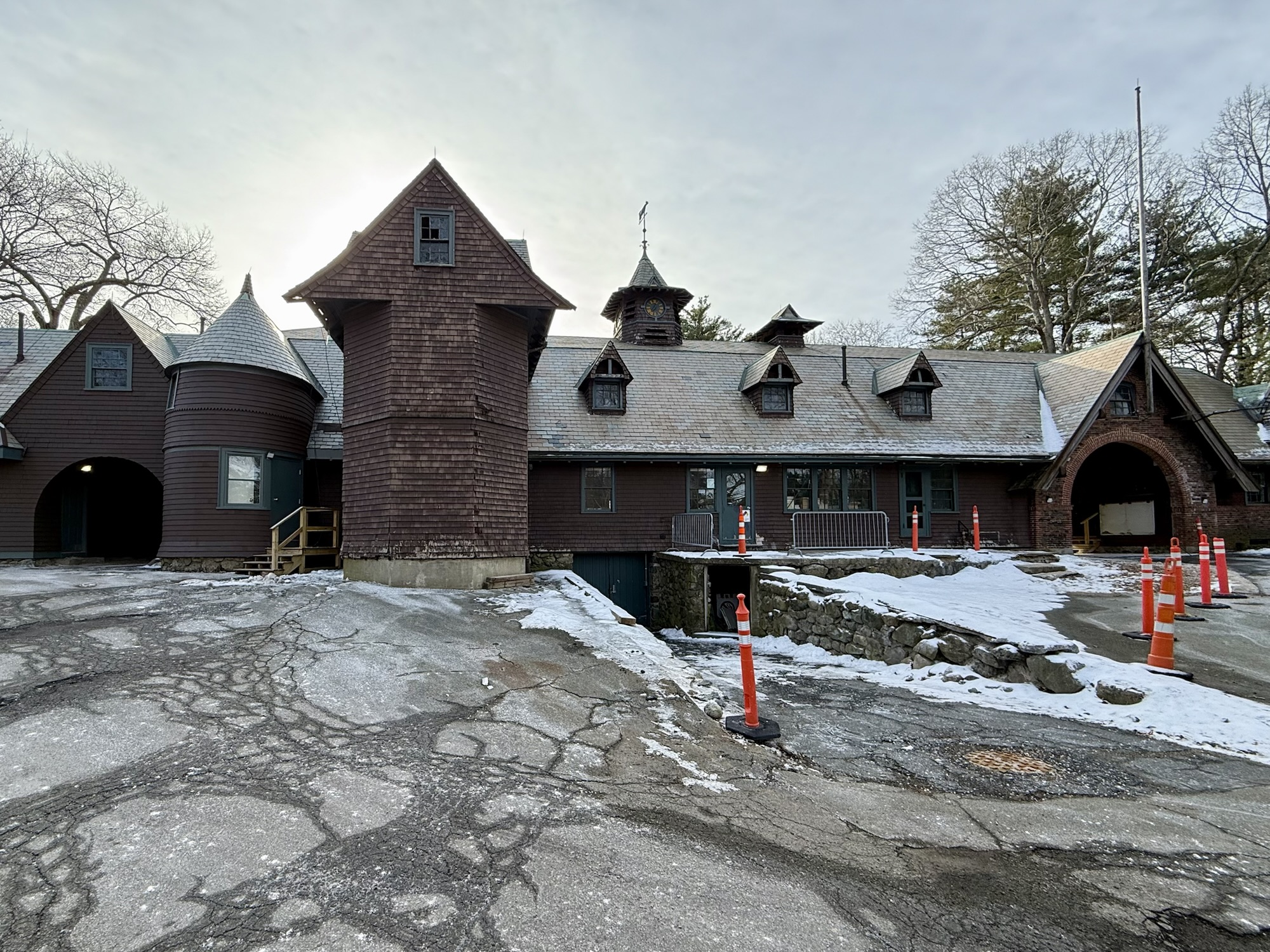 Roughwood Estate Cow Barn // 1892 – Buildings of New England