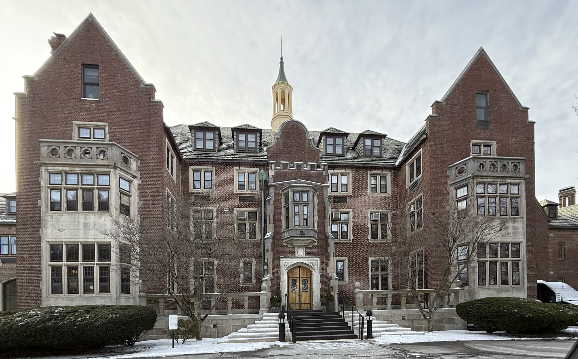 Chestnut Hill Benevolent Association Buildings // 1918 – Buildings of ...
