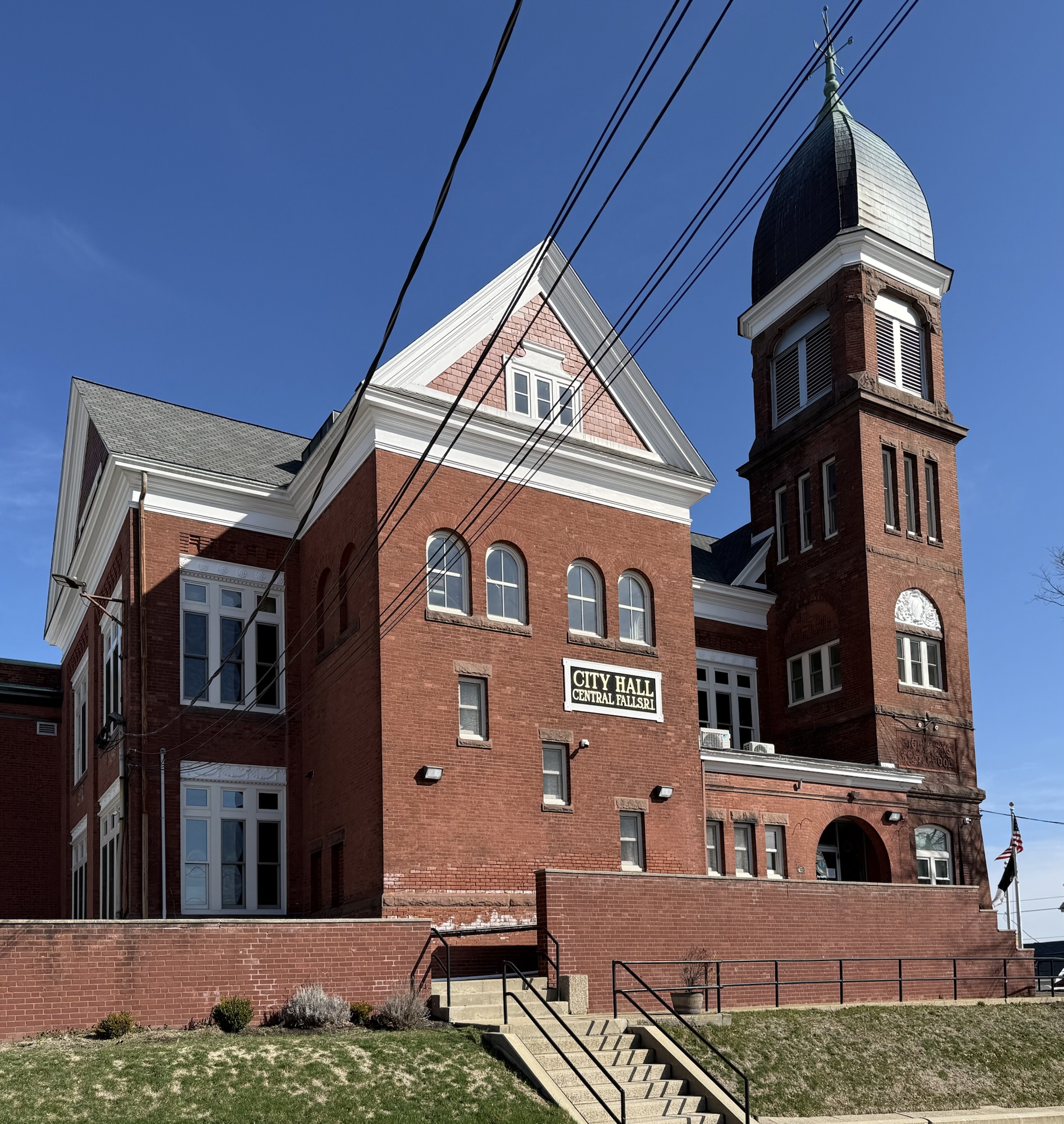 Central Falls City Hall // 1888 – Buildings of New England