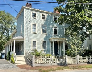 Samuel Larkin House // c.1804 – Buildings of New England