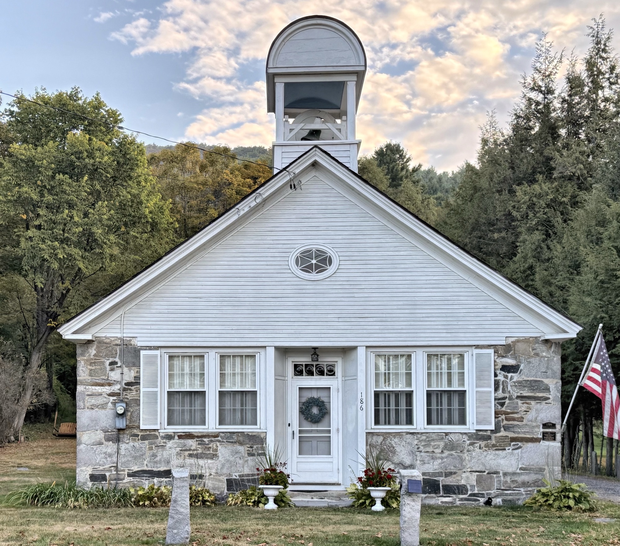 Stone Village Schoolhouse // 1835 – Buildings of New England