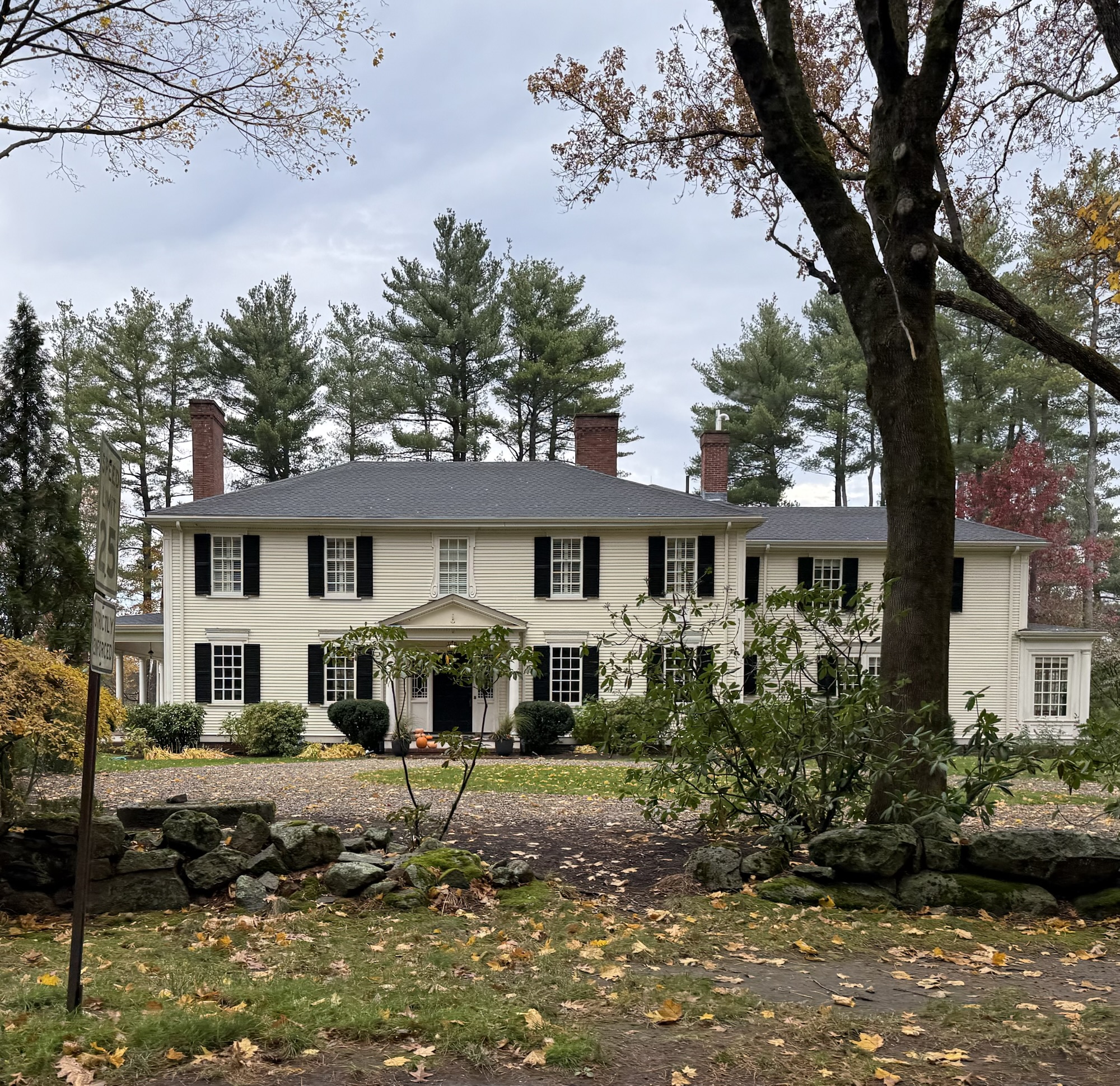 Isaac Gleason House // 1805 – Buildings of New England