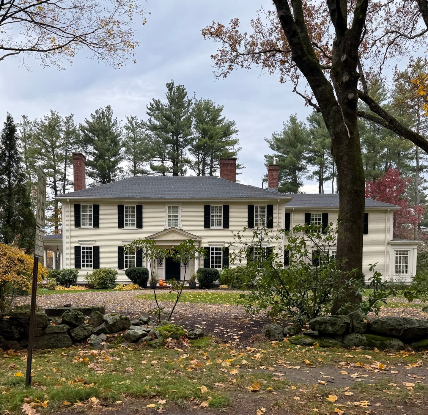 Isaac Gleason House // 1805 – Buildings of New England