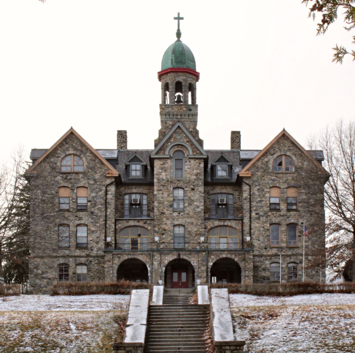 Mount Saint John School // 1908 – Buildings of New England