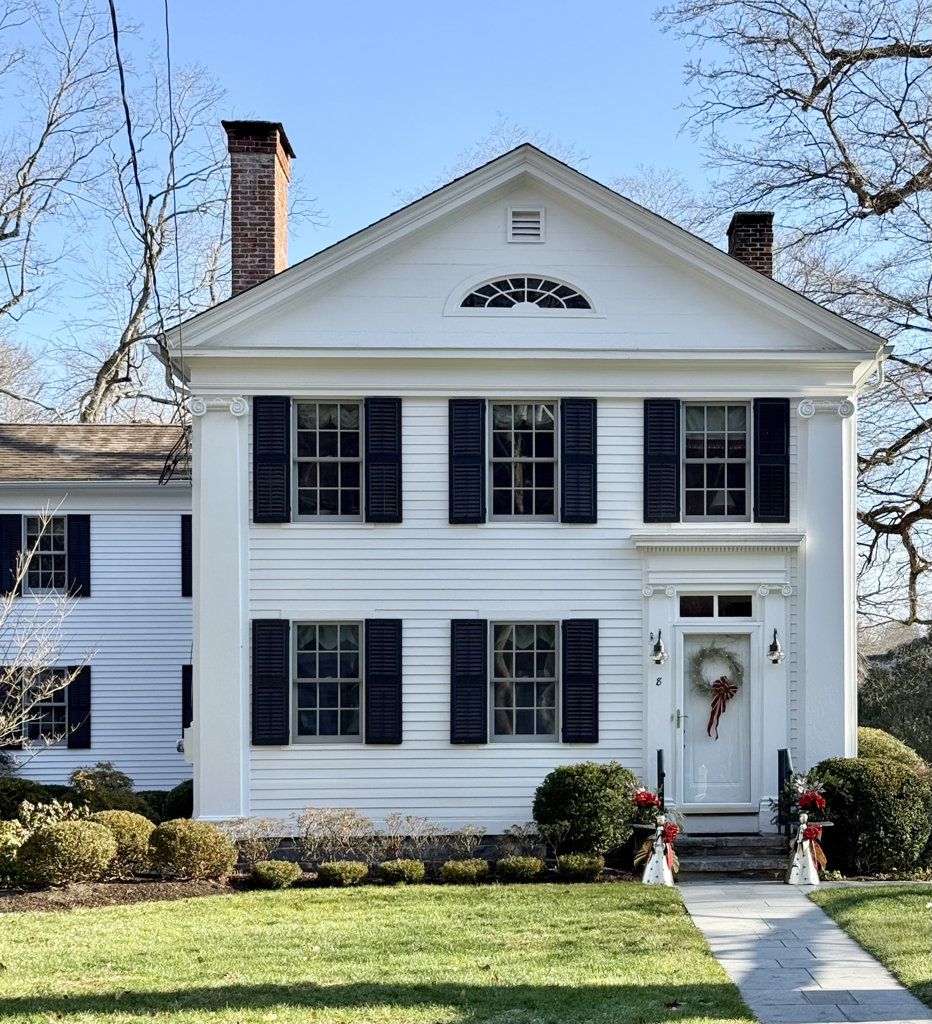 Ezra L’Hommedieu House // c.1835 – Buildings of New England