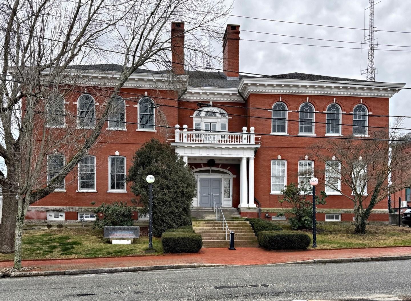 Rhode Island Schools – Buildings of New England