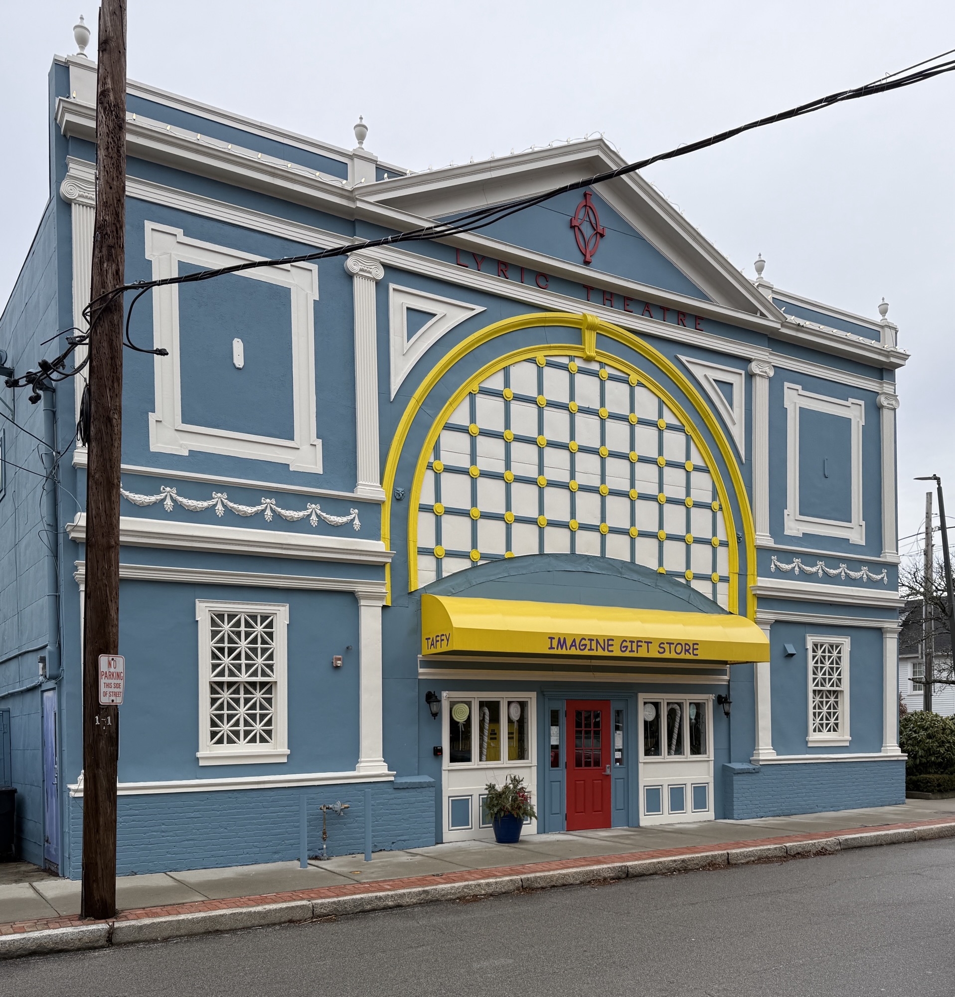 Lyric Theater // 1914 – Buildings of New England