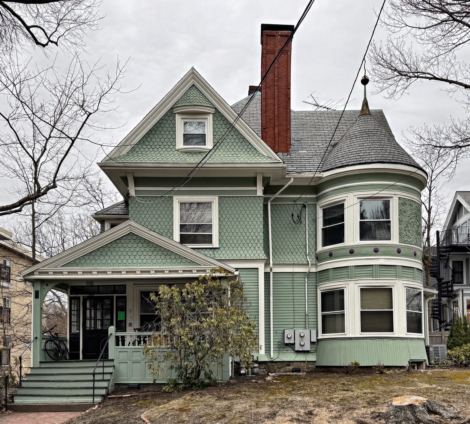 George and Alice May House // 1883 – Buildings of New England