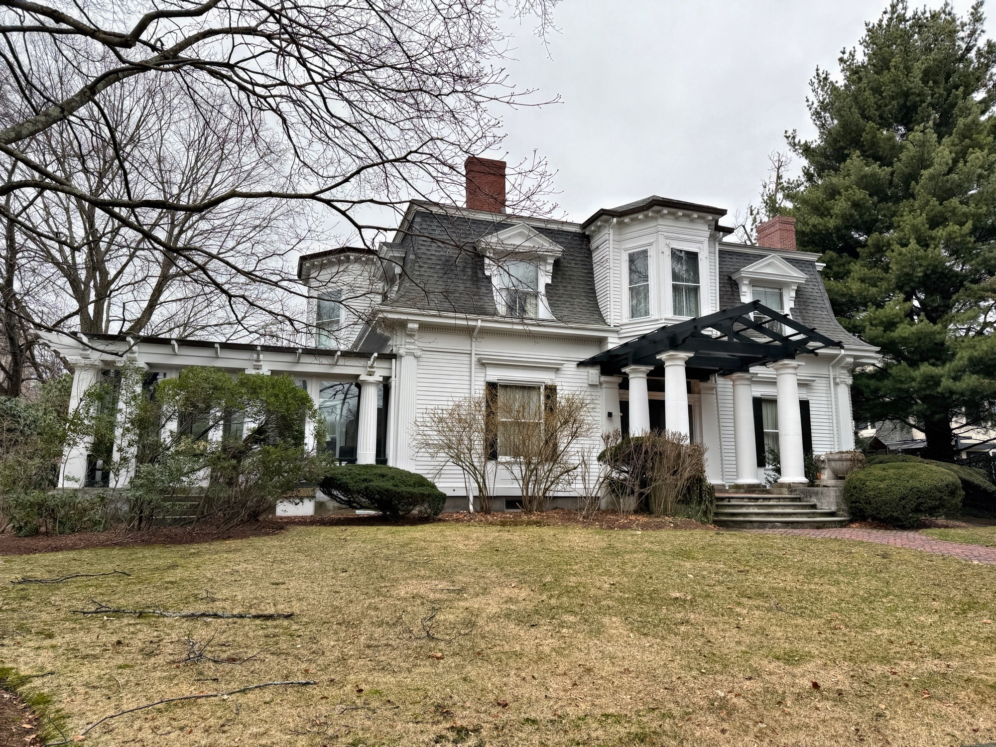 Sears-Amster Cottage // c.1865 – Buildings of New England