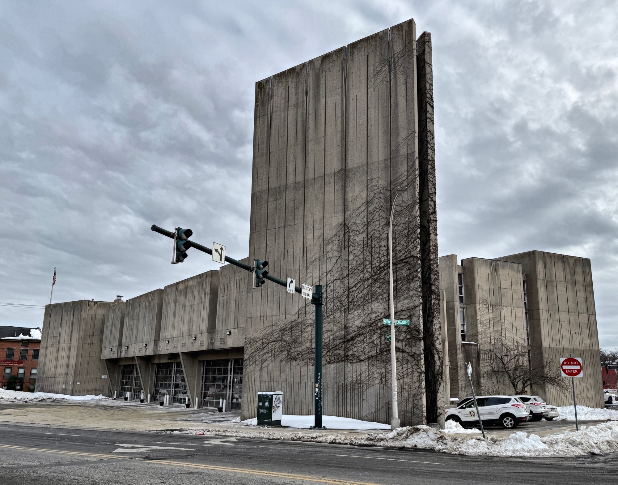 Peter Millard – Buildings of New England