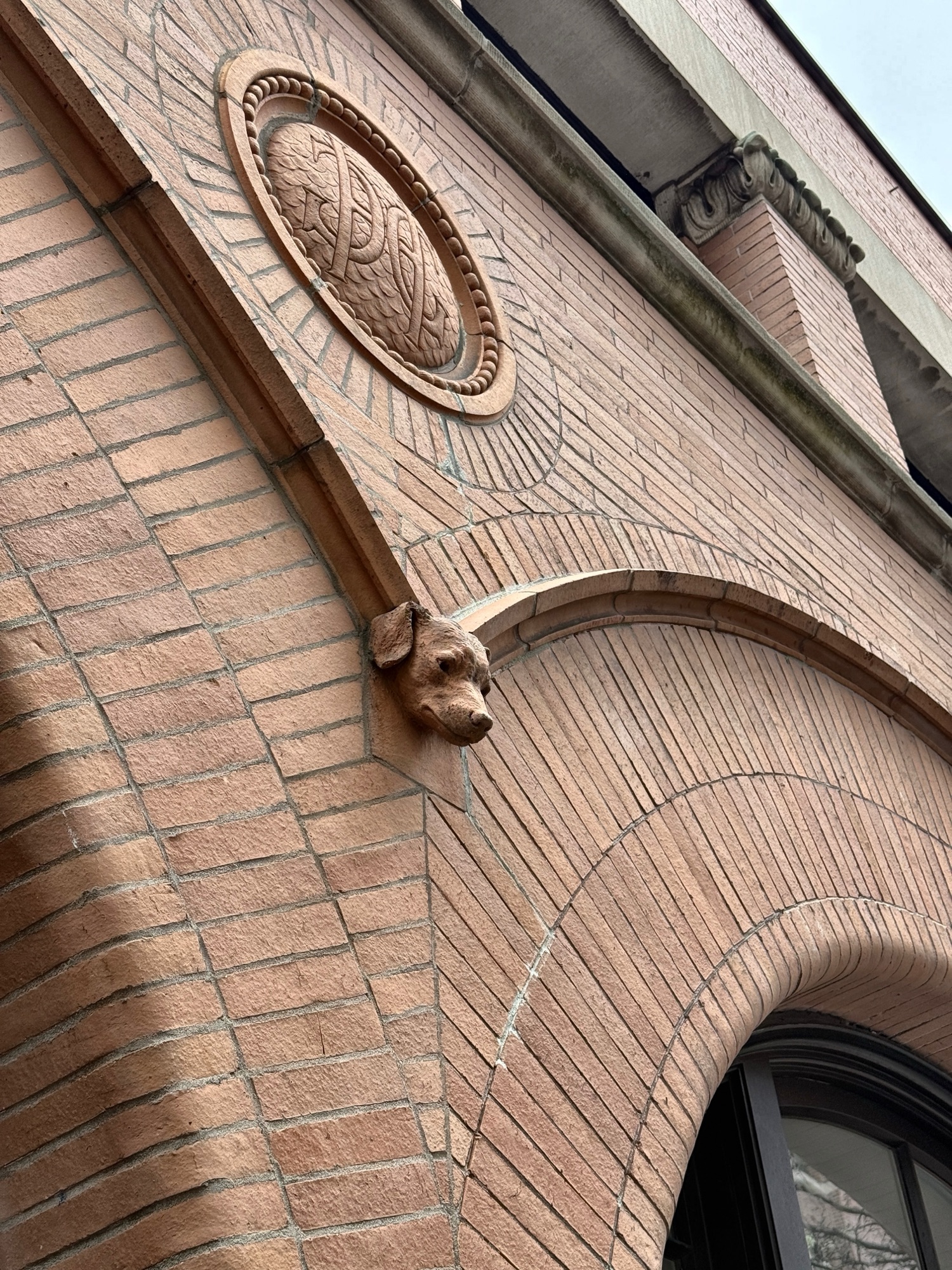 Richardsonian Romanesque – Buildings of New England
